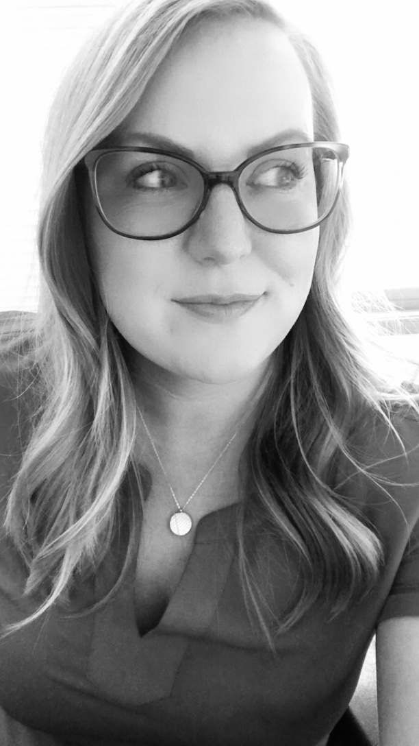 About Shari and Kendall – The Salty Exchange